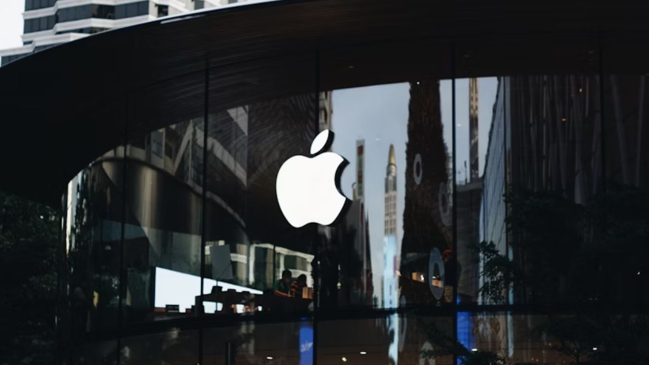 Apple escapes new India tariff hike due to semiconductor exemption