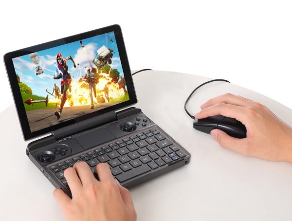 GDP Win Max, the world's smallest gaming laptop with integrated controllers