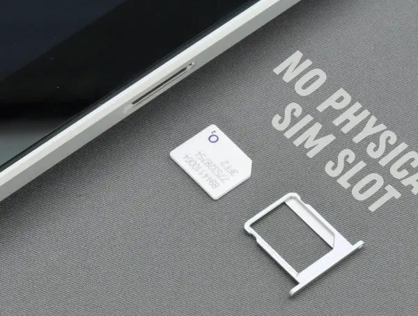 Apple iPhone 15 Pro might not have a Physical SIM slot, new report ...